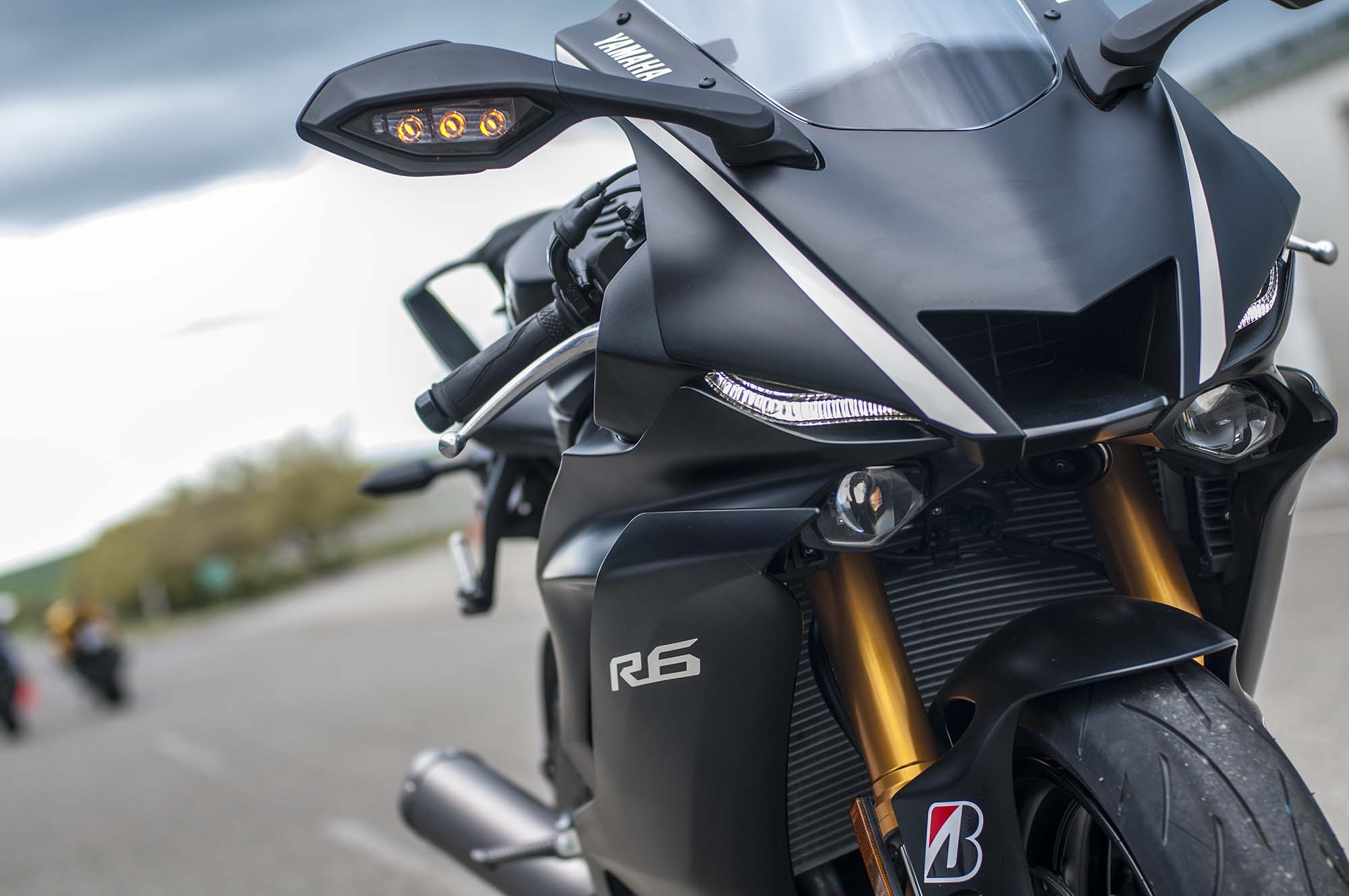 Up-Close with the 2017 Yamaha YZF-R6 - Asphalt & Rubber