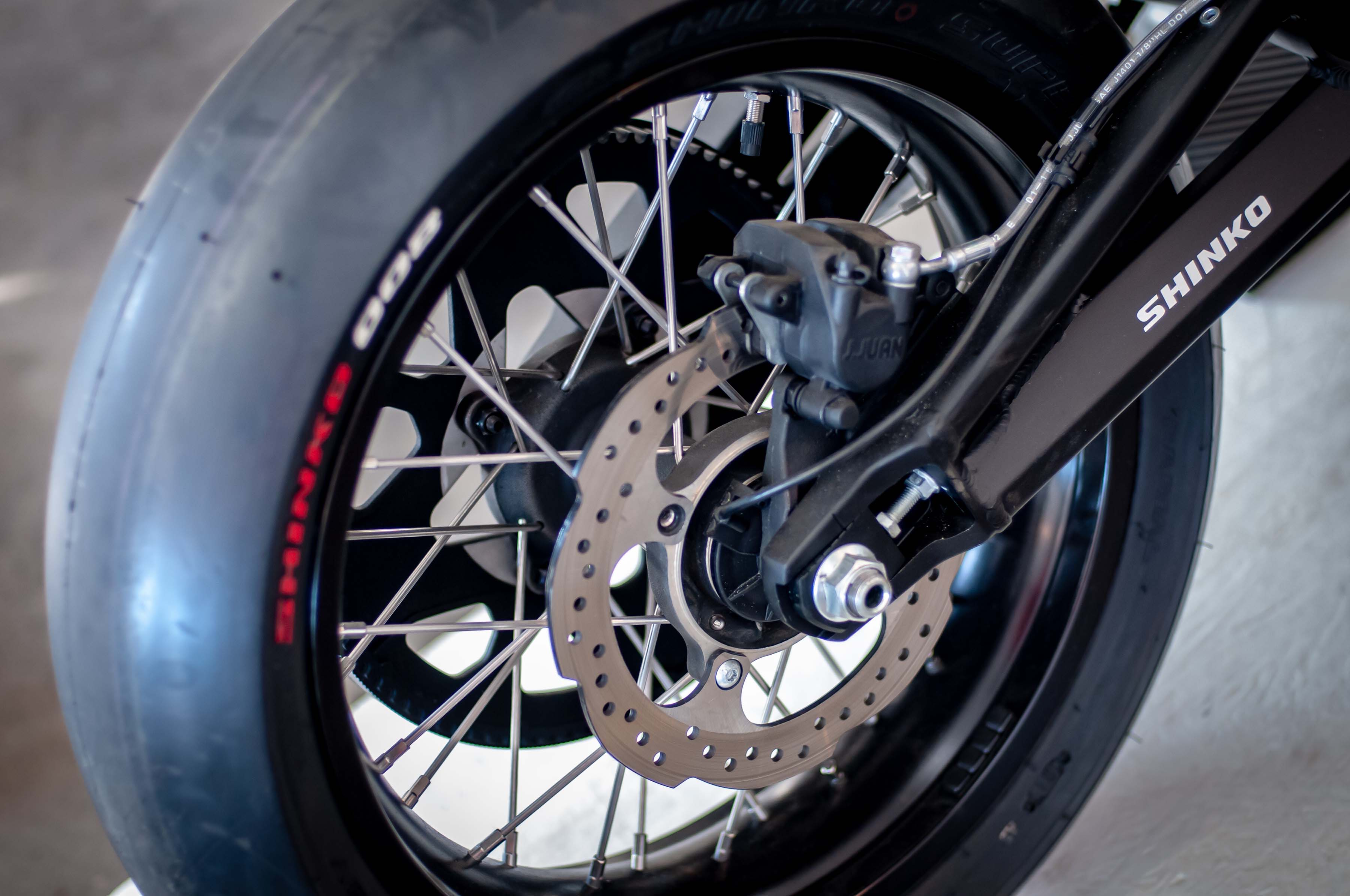 This Zero FX Custom Supermoto by Huge Design Is Damn Tasty - Asphalt ...