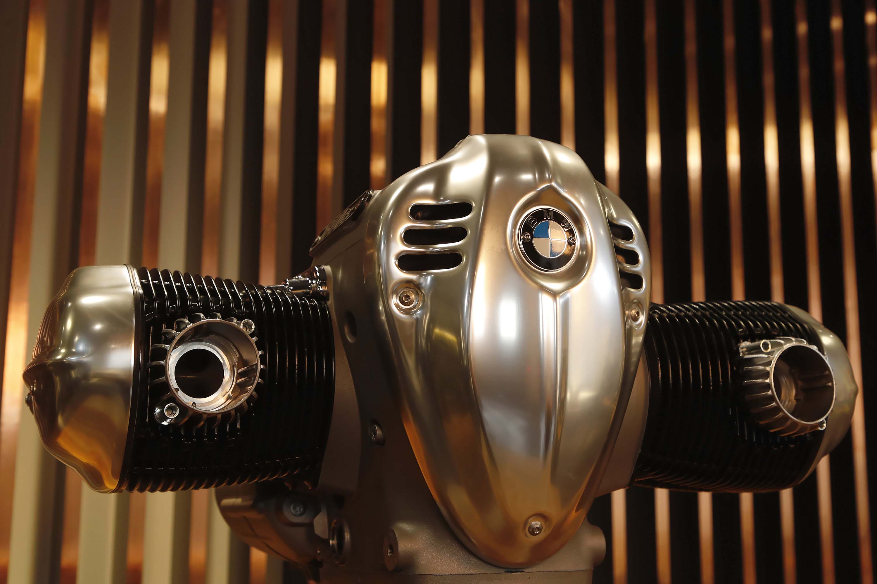 BMW R18 Boxer Engine Specs Revealed with an Impressive 90hp - Asphalt ...