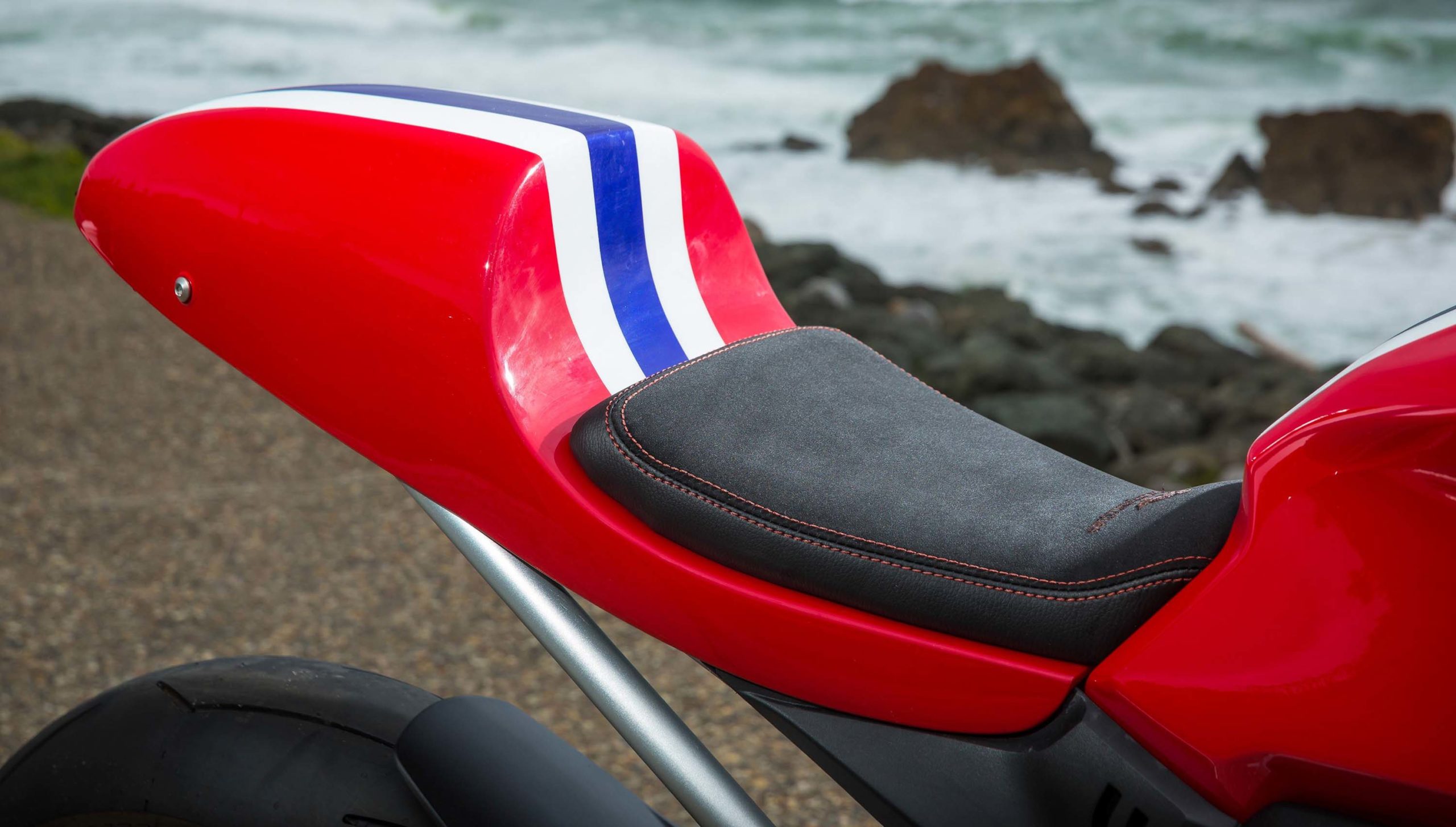 10 Custom Honda CB650R Motorcycles from Europe - Asphalt & Rubber