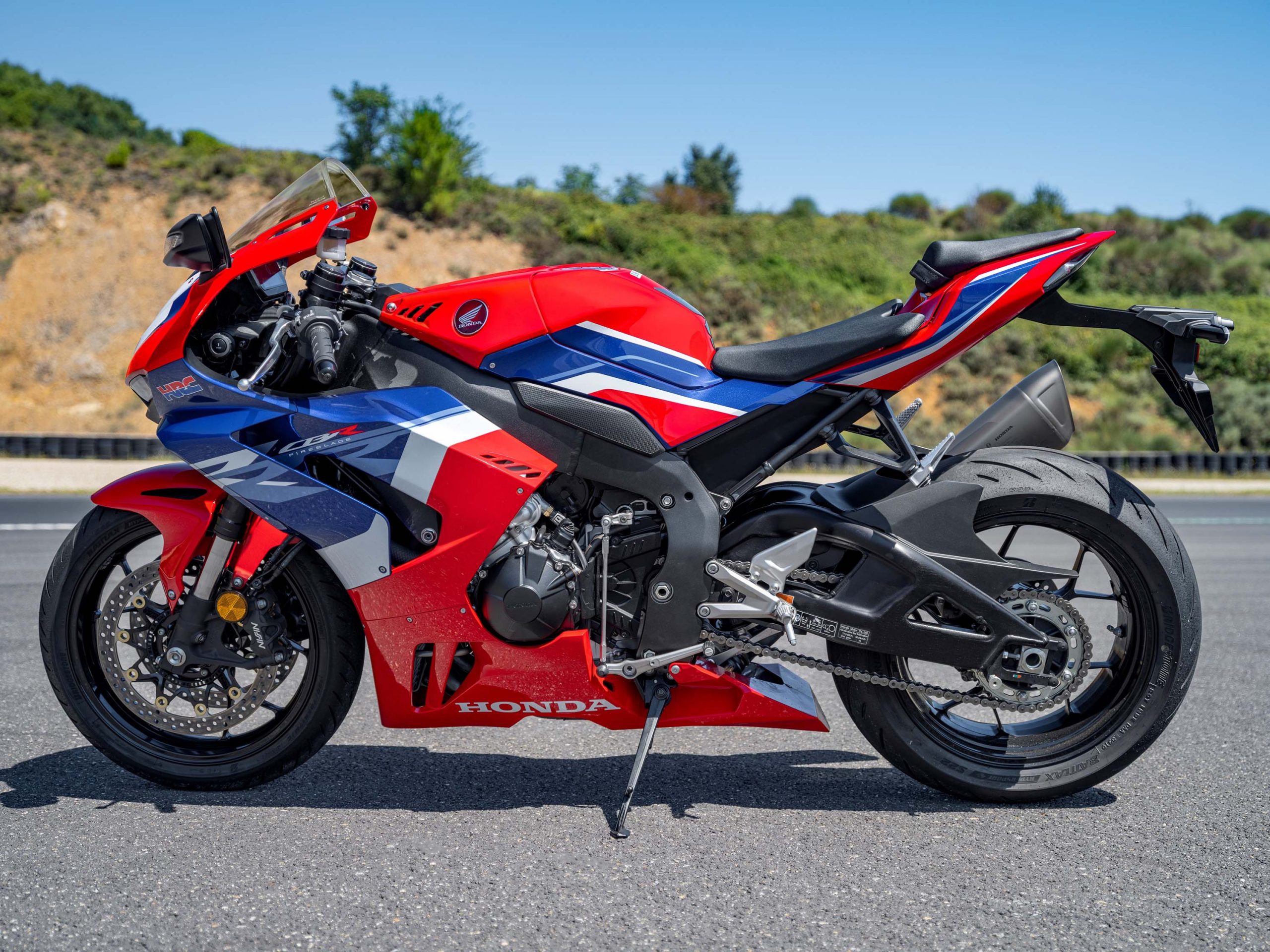 Honda CBR1000RR-R Fireblade Gets Engine Updates & More for 2022 ...