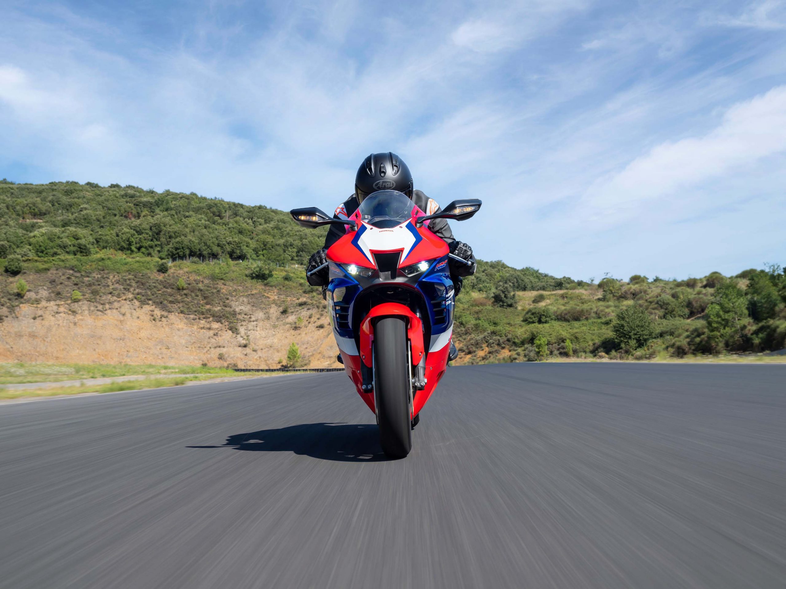 Honda CBR1000RR-R Fireblade Gets Engine Updates & More for 2022 ...